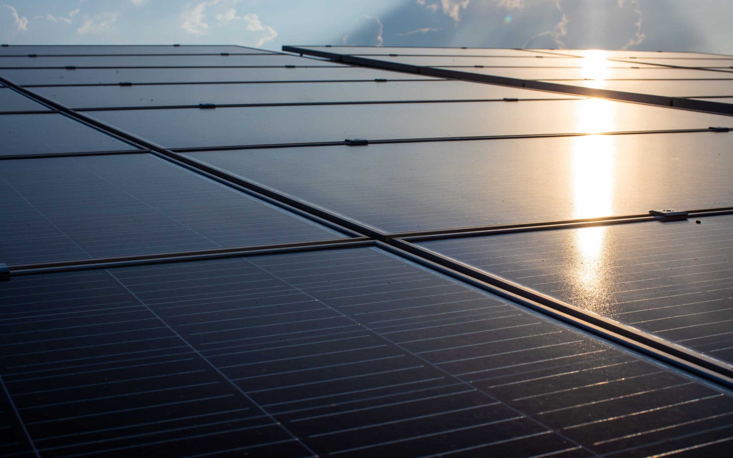 Solar Incentives in Arizona: What’s Available in 2026? | Solar Pros Tucson